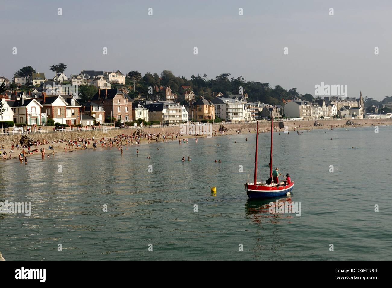 Le val andré hi-res stock photography and images - Alamy
