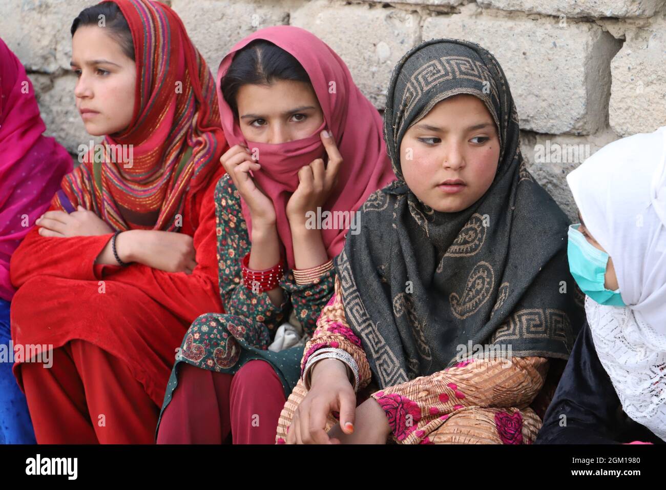 Afghan kids hi-res stock photography and images - Alamy