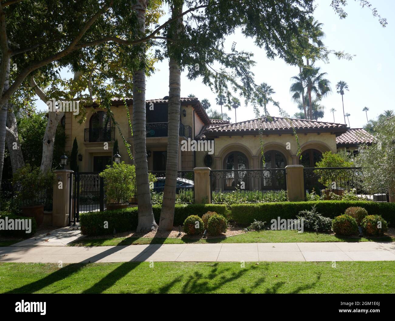 717 n elm drive hi-res stock photography and images - Alamy