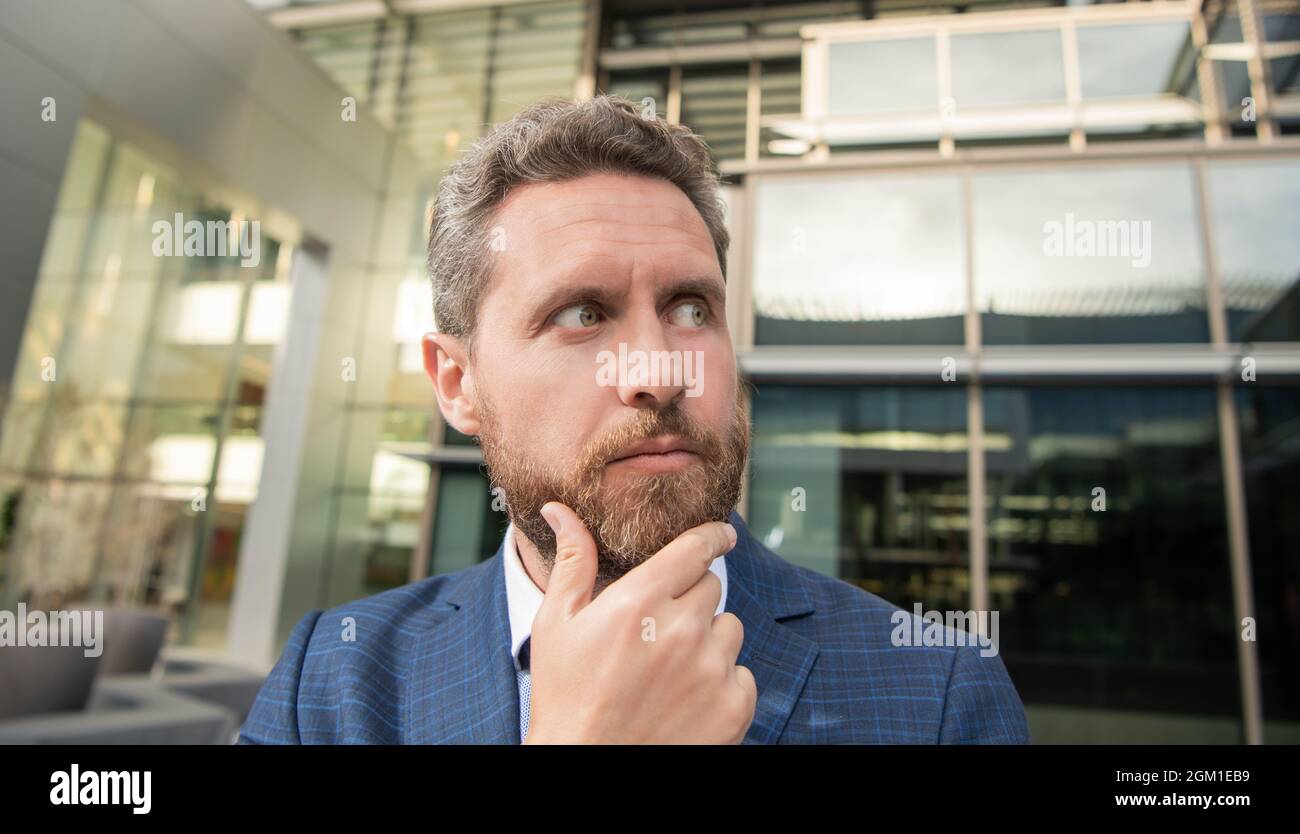 Business leader decision making hi-res stock photography and images - Alamy