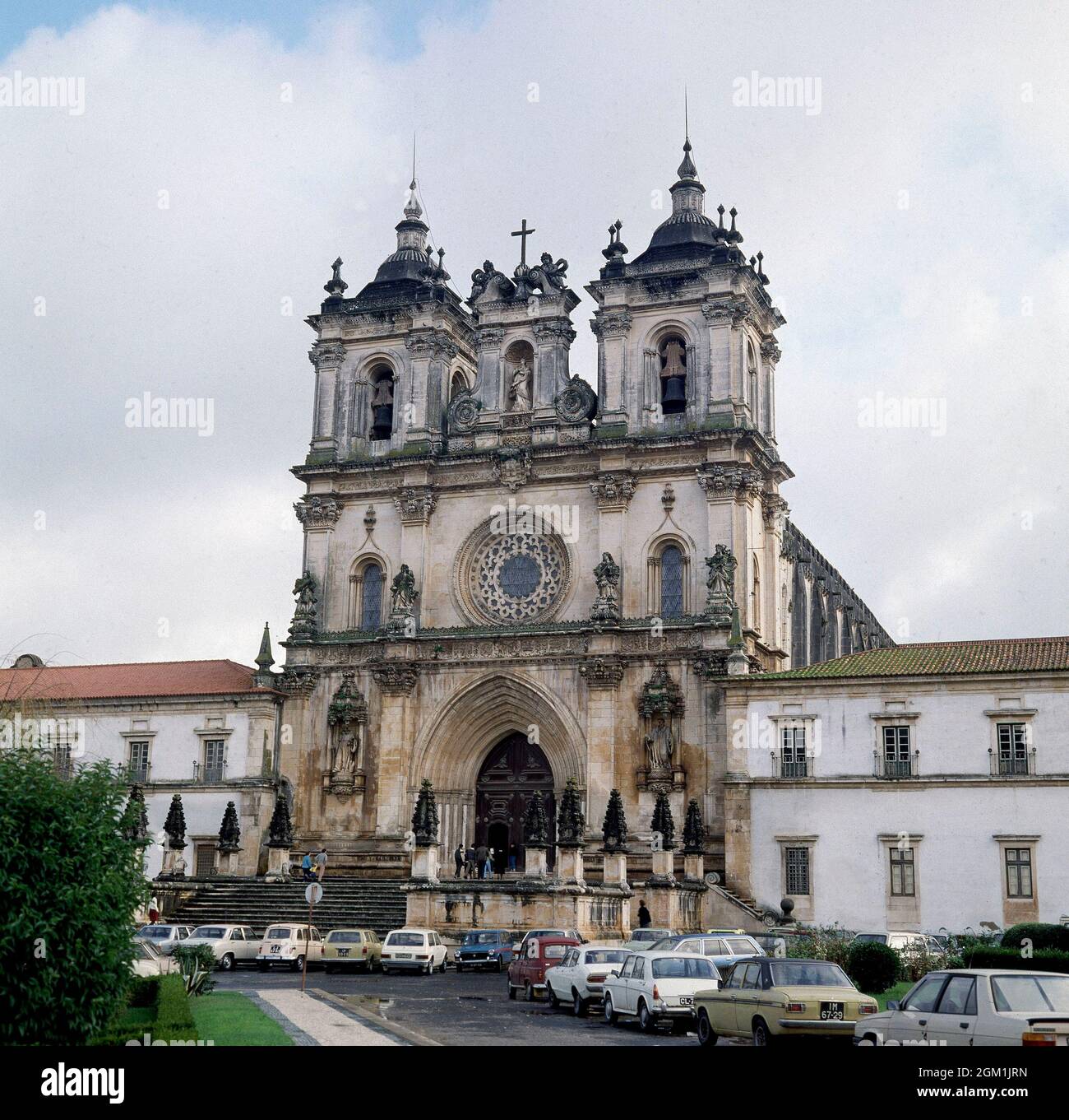 MONASTERIO STA MARIA-CONJUNTO DE LA FACHADA. Location: MONASTERIO DE ...