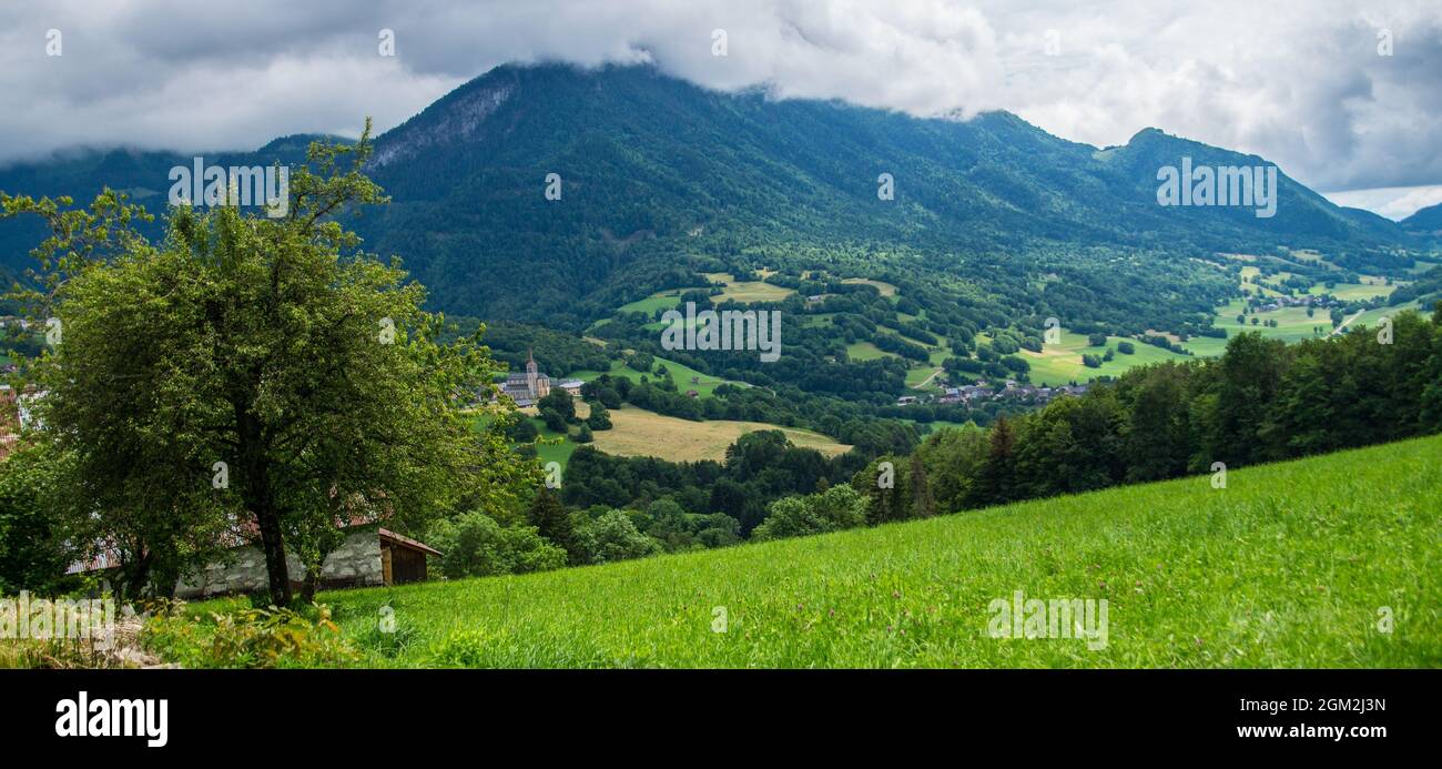 Bauges mountain range hi-res stock photography and images - Alamy