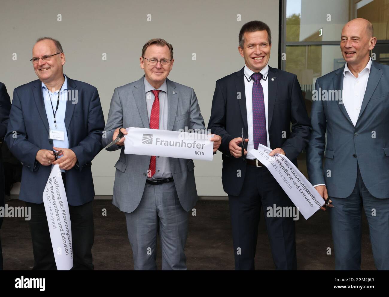 Extrusion ceramic hi-res stock photography and images - Alamy