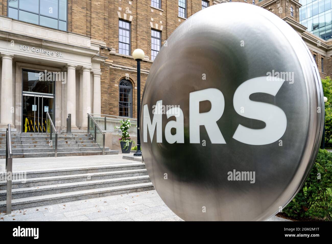 Toronto, Canada-August 25, 2021: MaRS Discovery District sign and ...