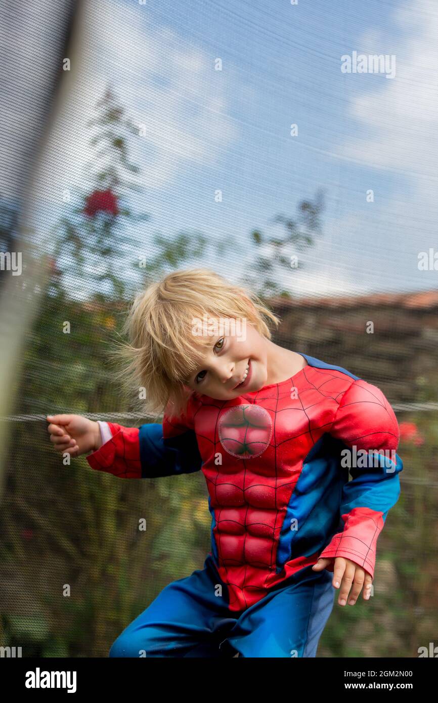 Standing hair from static electricity hi-res stock photography and ...