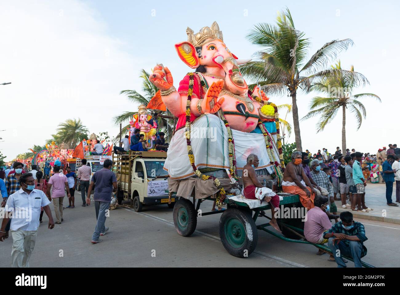 Hindu carnival hi-res stock photography and images - Alamy