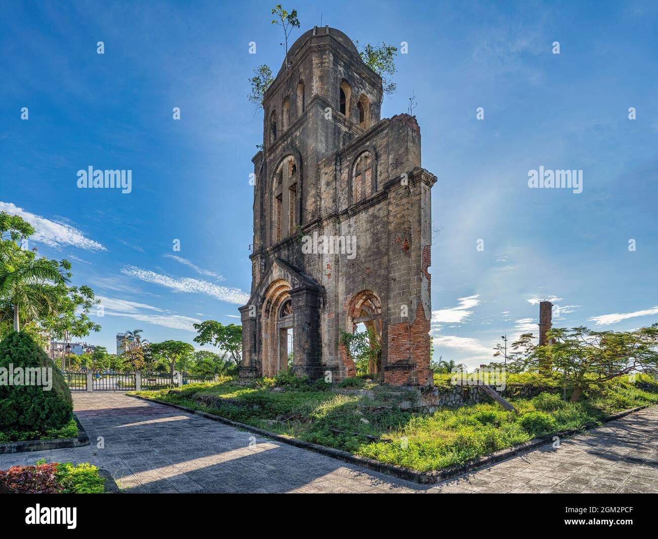 Tam toa vietnam church hi-res stock photography and images - Alamy