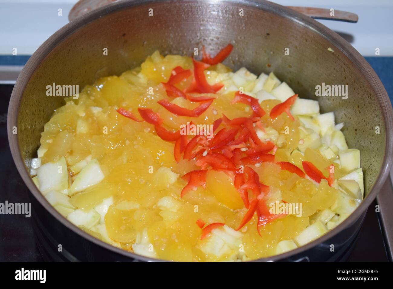 Zucchini mash hi-res stock photography and images - Alamy