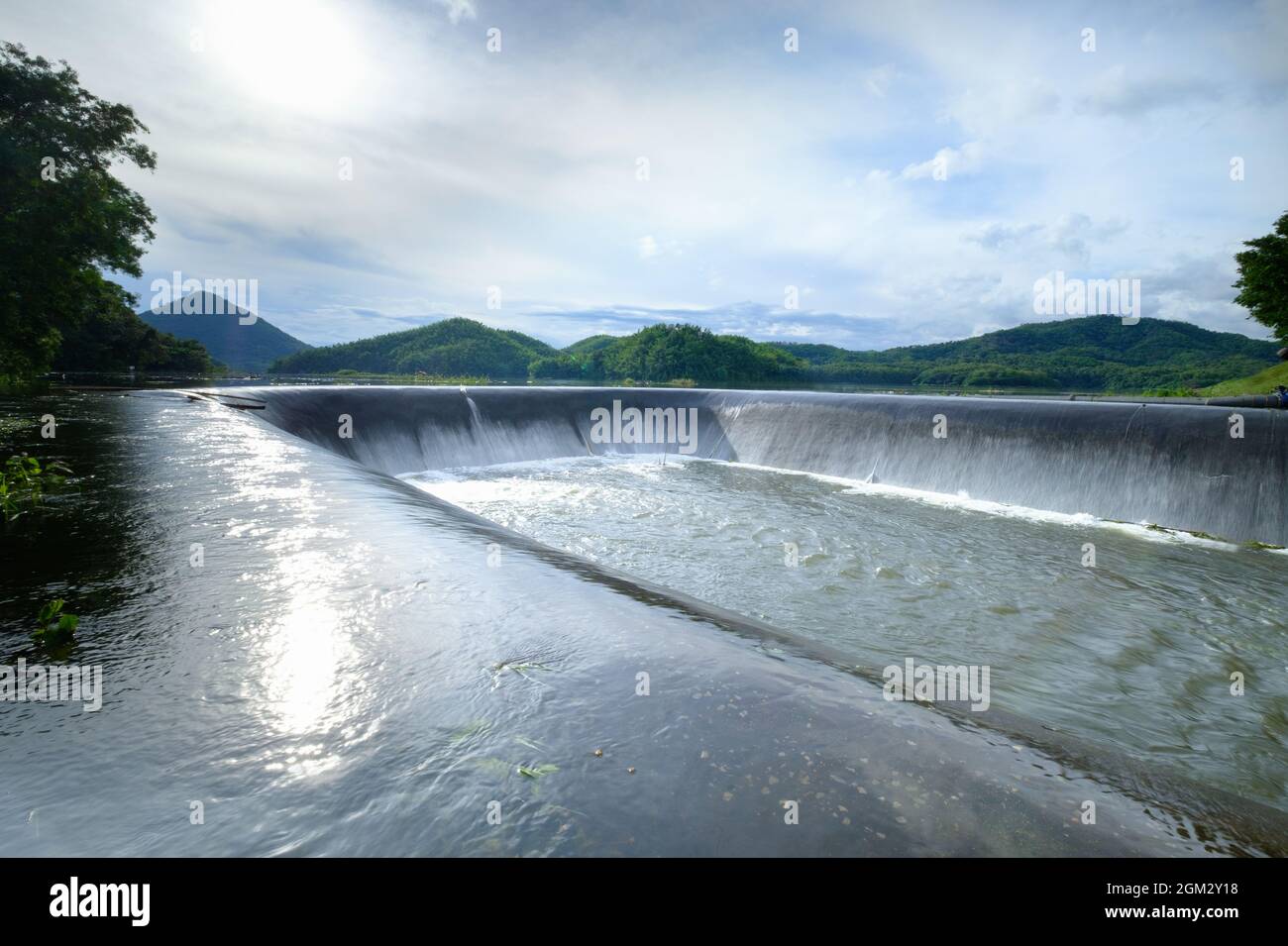 Spillway constructed in the dam, Ang Kep Nam Man Ton Bon, 16 September ...