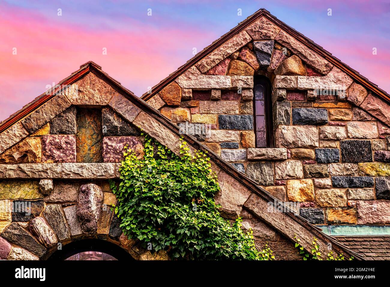 Old stone structure structures hi-res stock photography and images - Alamy