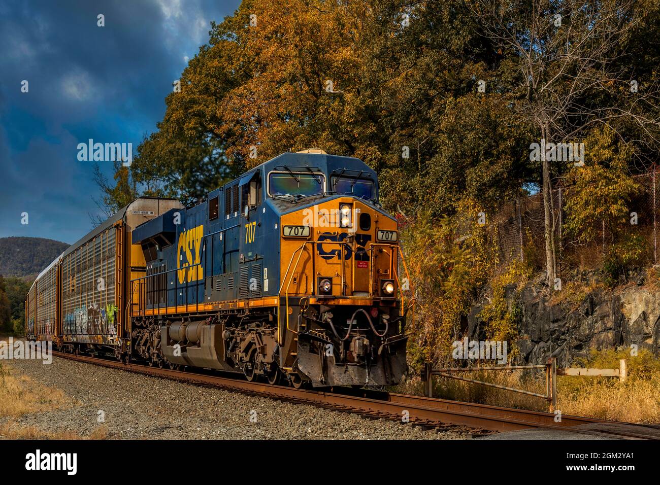 Csx Train High Resolution Stock Photography and Images - Alamy