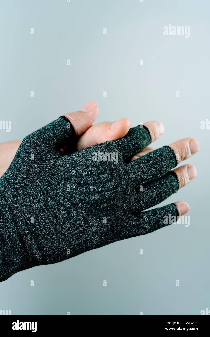 Hand Bandage Glove
