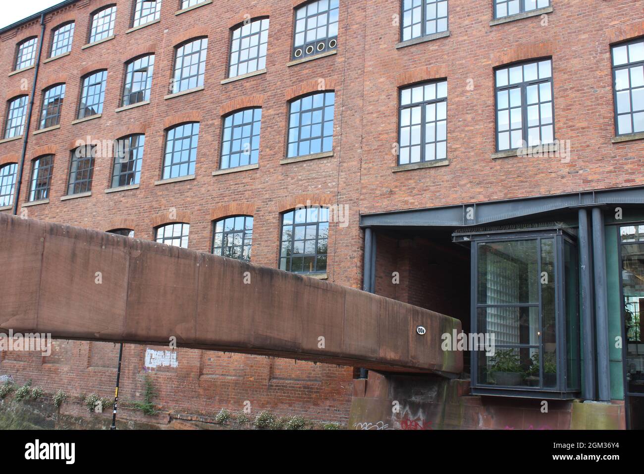 Castlefield building hi-res stock photography and images - Alamy