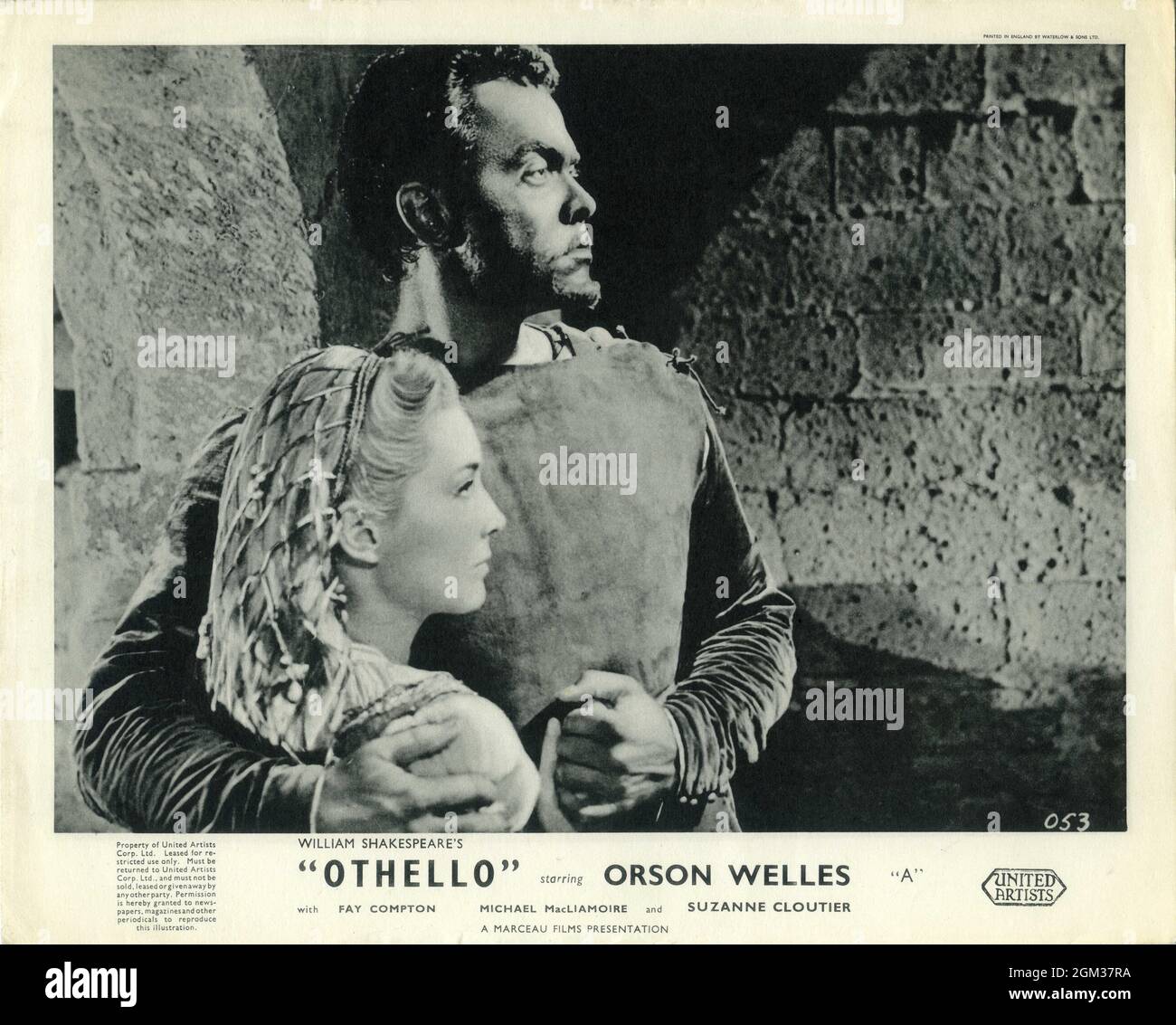 SUZANNE CLOUTIER as Desdemona and ORSON WELLES in OTHELLO 1951 director ...