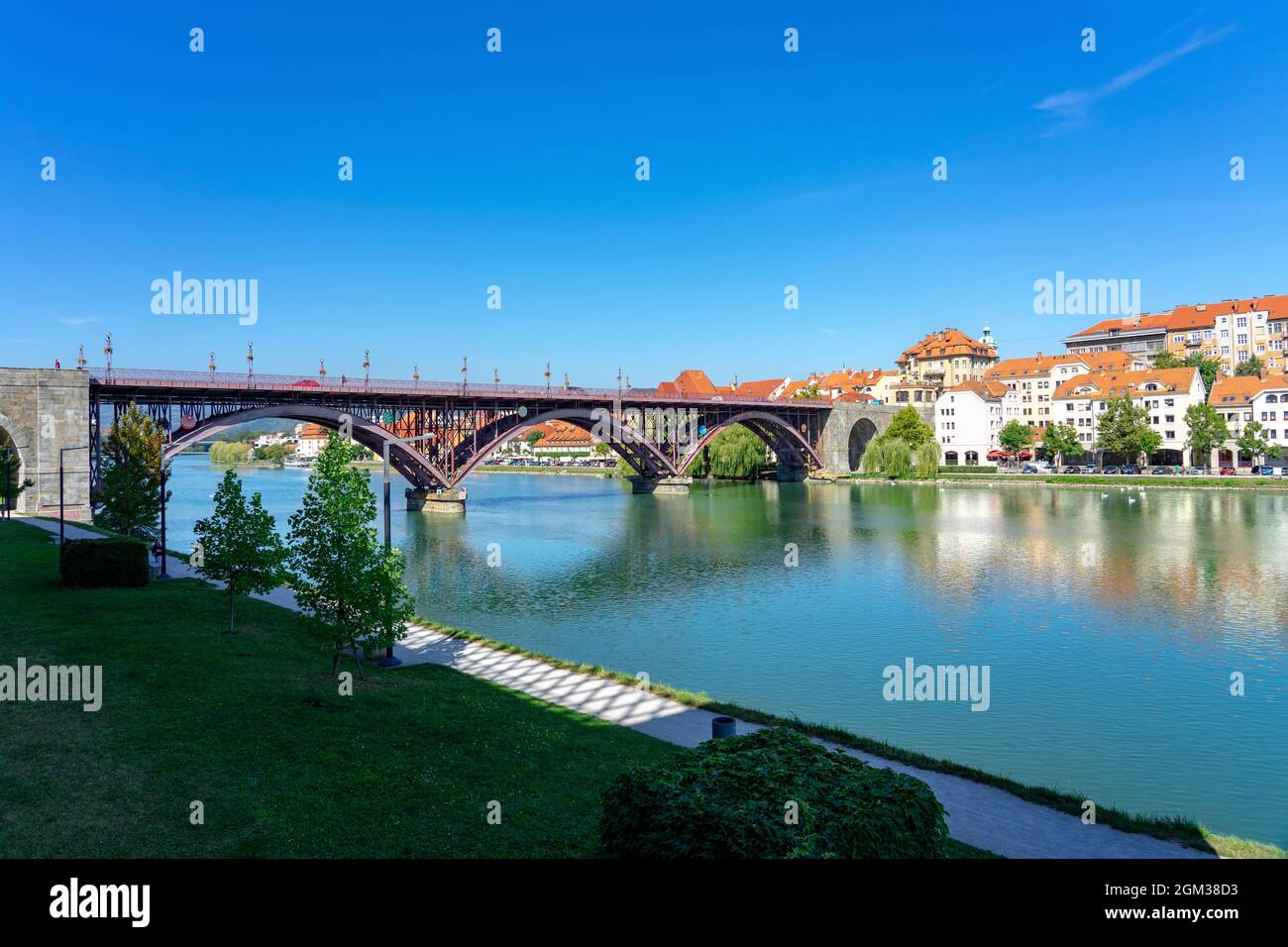 Glavni old most in Maribor with a beautiful view of the old town end ...
