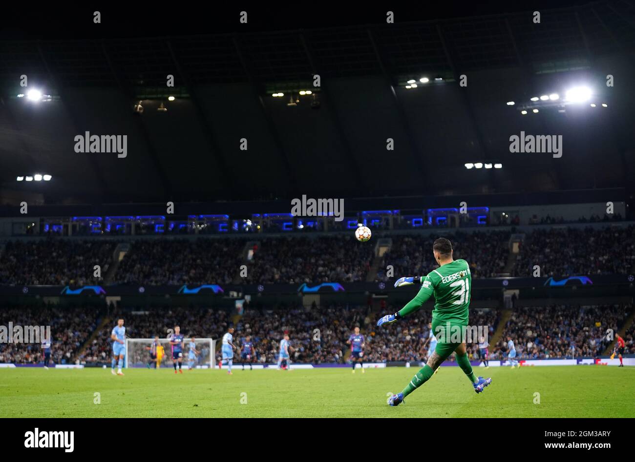 Champions league goal kick 2021 hi-res stock photography and images - Alamy
