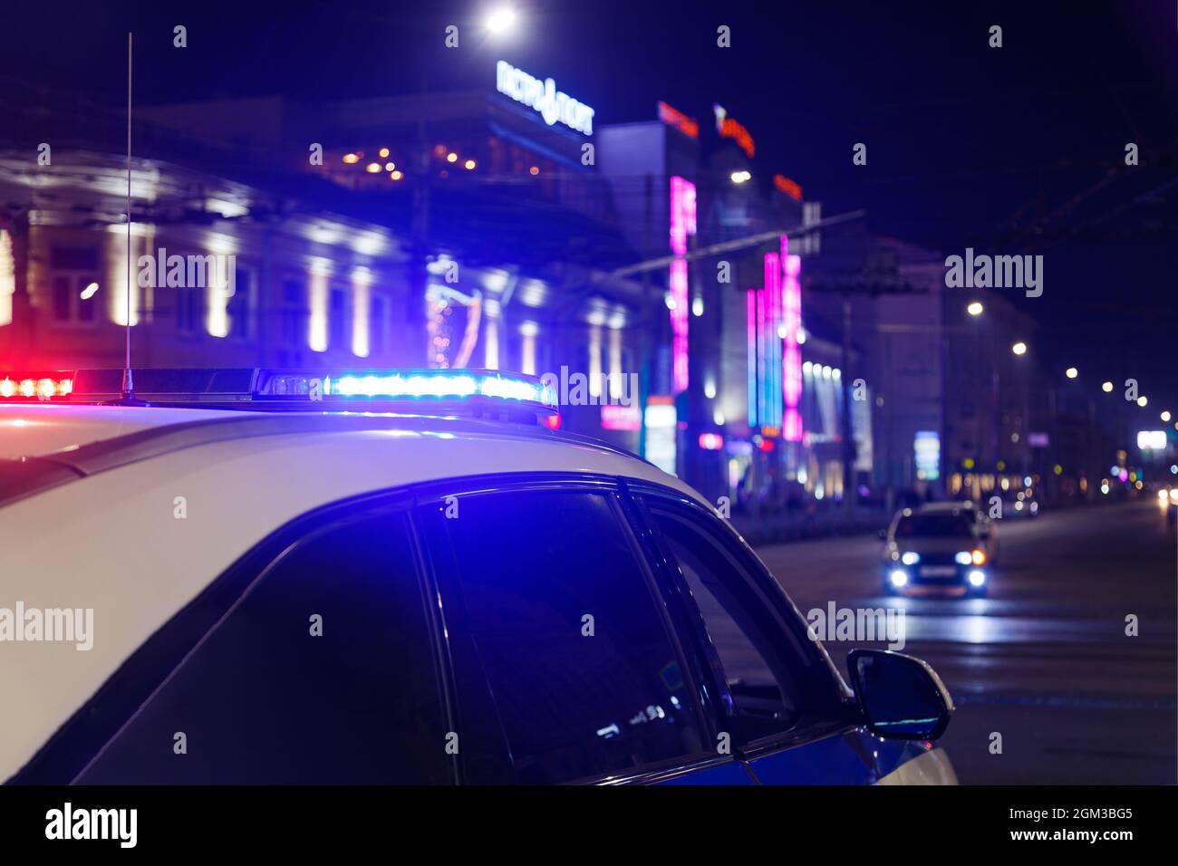 Police car lights night hi-res stock photography and images - Alamy