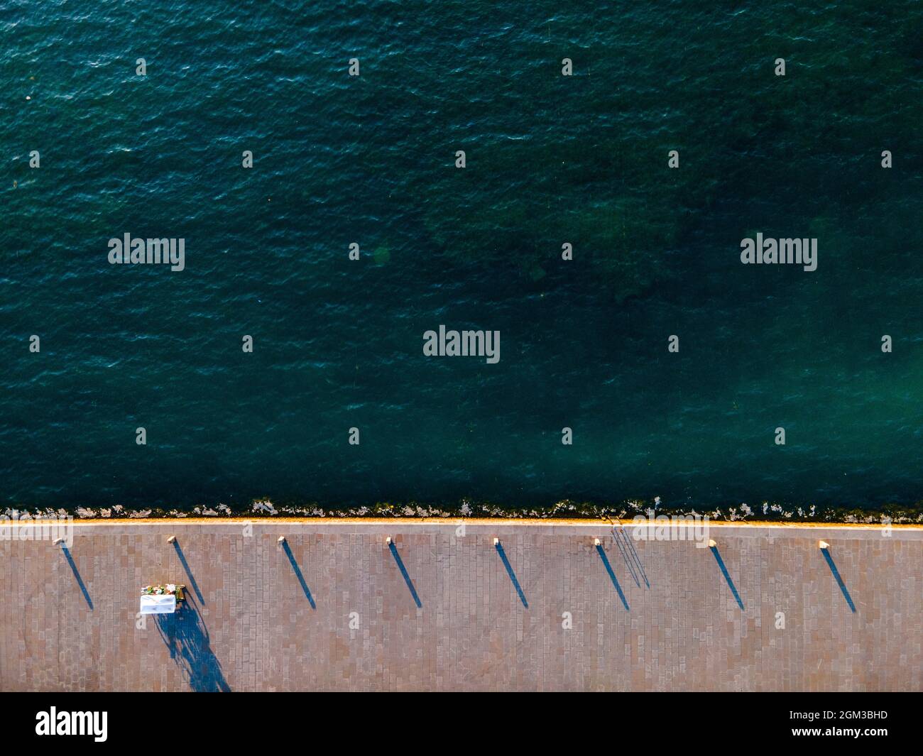 Aerial top down long pier hi-res stock photography and images - Alamy