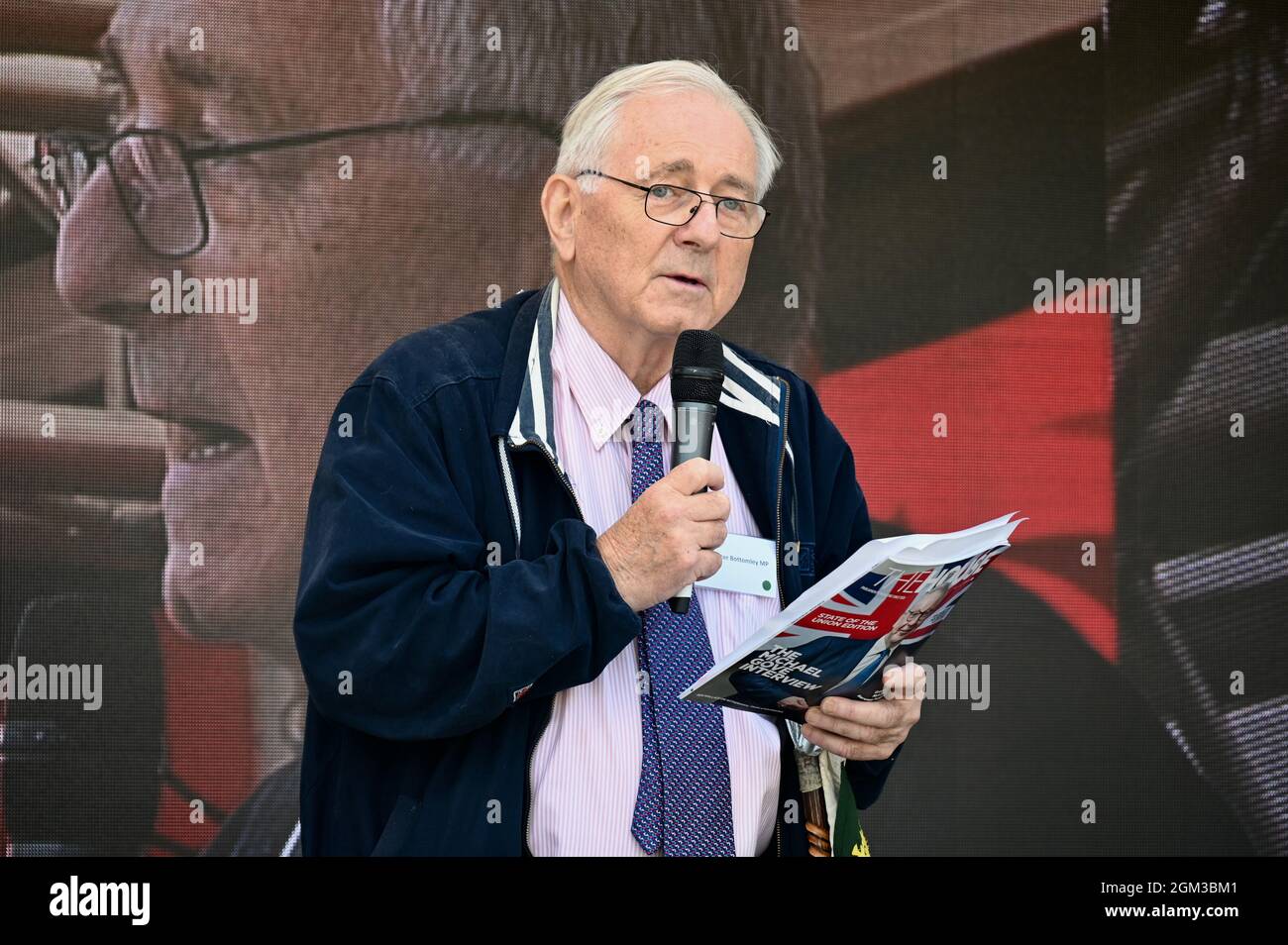 Sir peter bottomley mp hi-res stock photography and images - Alamy