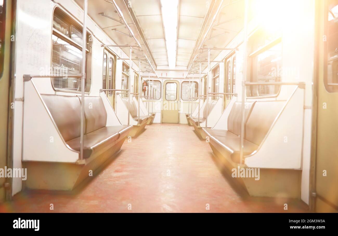 Subway car with empty seats. Empty subway car Stock Photo - Alamy