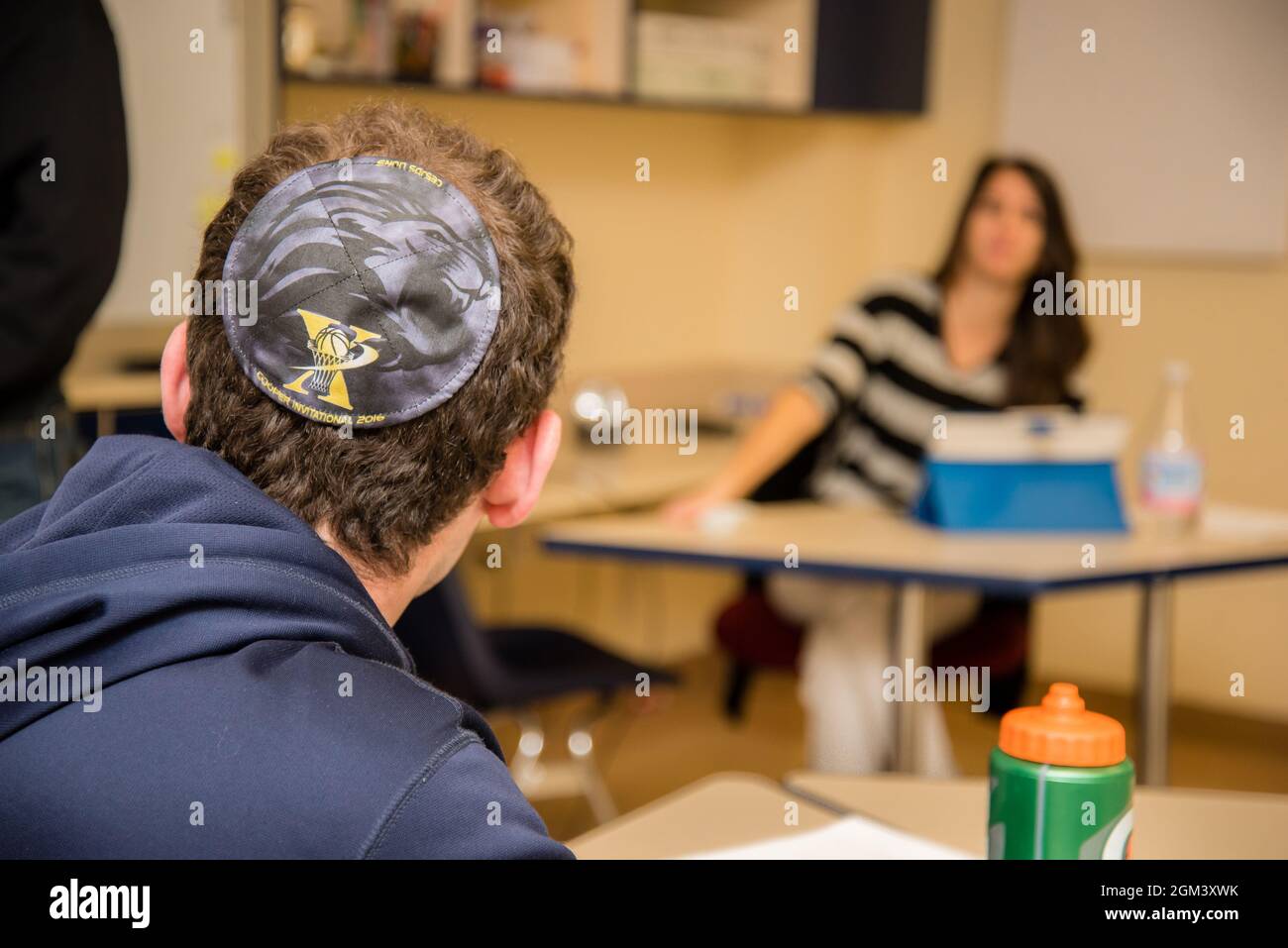 Jewish students classroom hi-res stock photography and images - Alamy