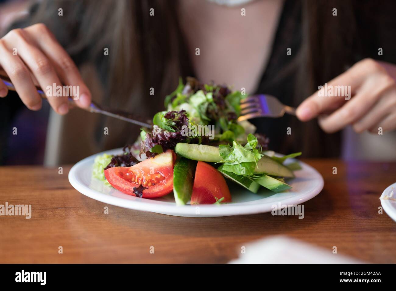 Millennial male no face having vegetables, healthy eating and lifestyle ...