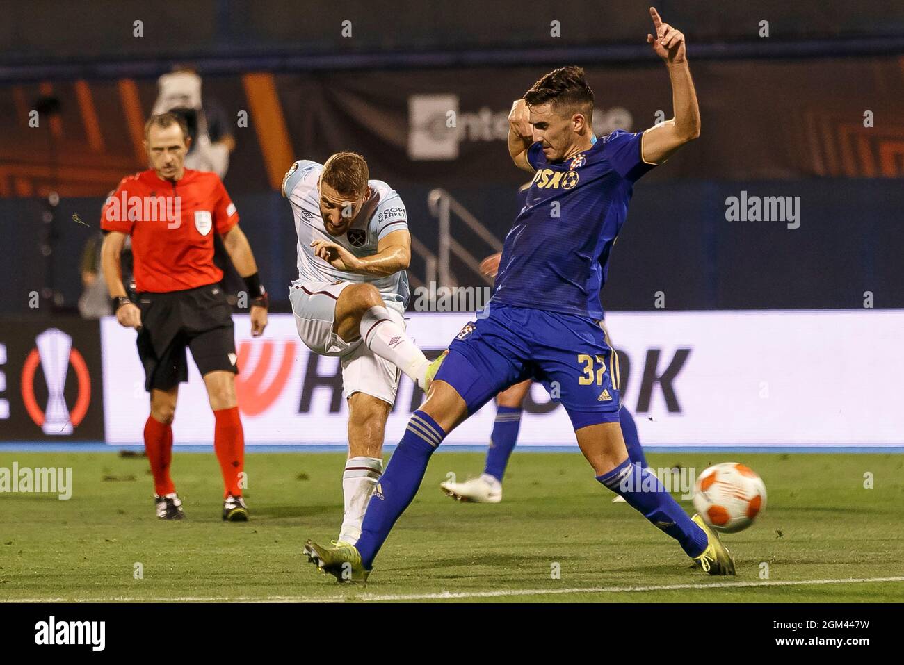 Nikola vlasic goal hi-res stock photography and images - Alamy