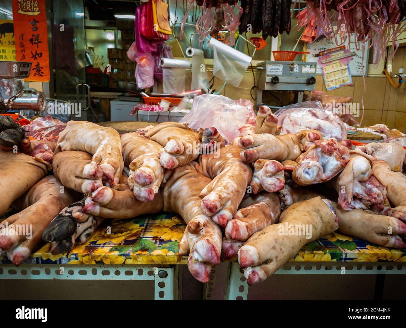 Big pig bones hi-res stock photography and images - Alamy