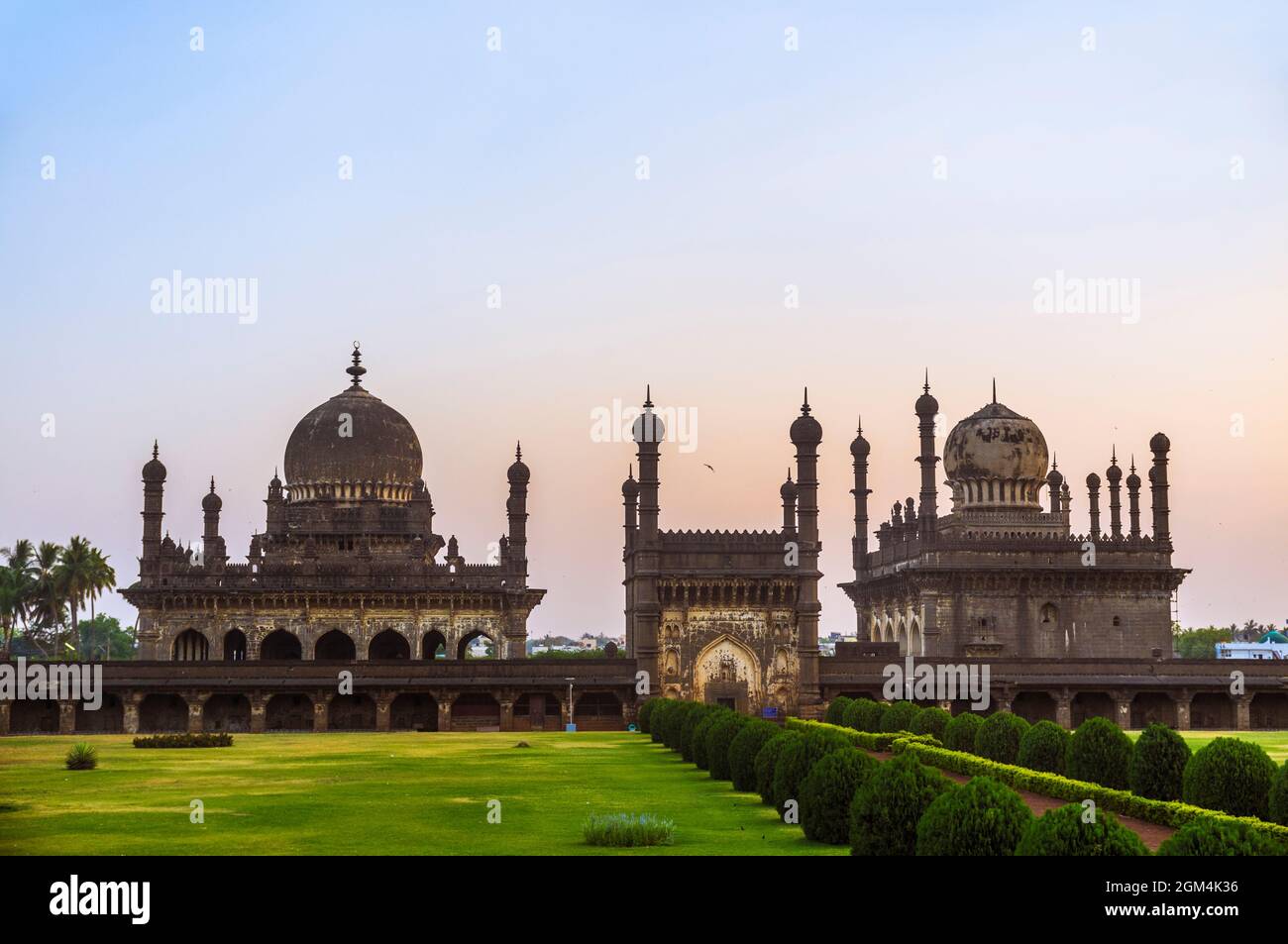 Bijapur, Karnataka, India : 17th century Ibrahim Rouza mausoleum and ...