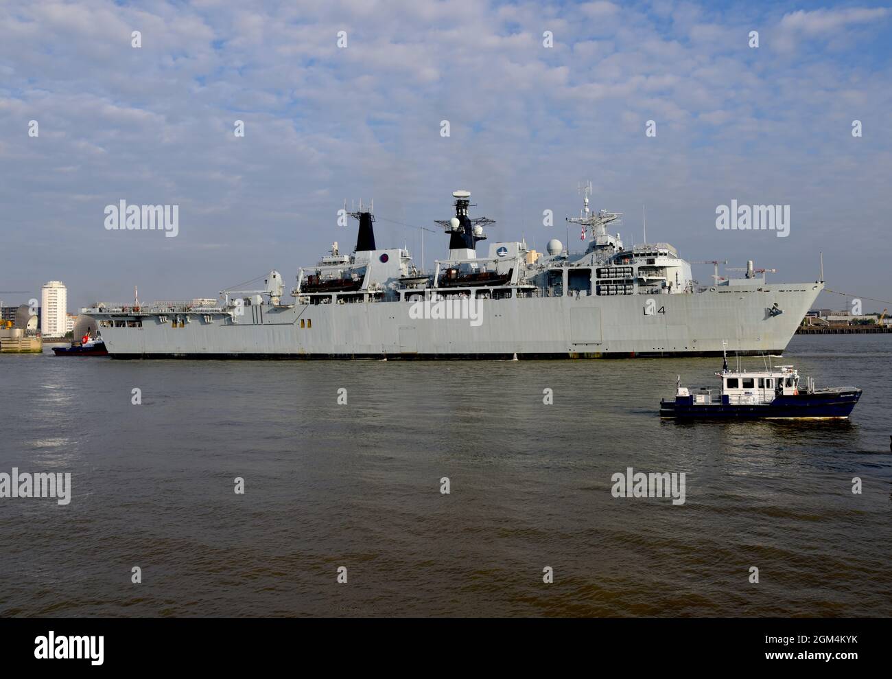 16/09/2021 Thames Barrier Woolwich UK HMS Albion is pictured crossing ...