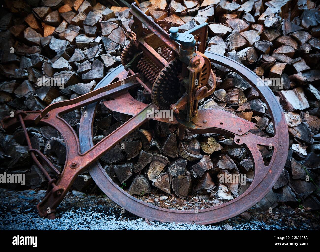Old stuff hi-res stock photography and images - Alamy