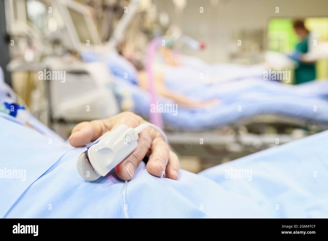 Oxymetry hi-res stock photography and images - Alamy