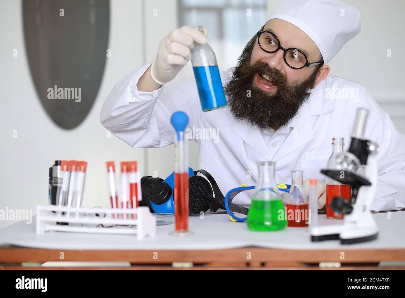 Mad Scientist Experiments Stockillustratie Mad Scientist With