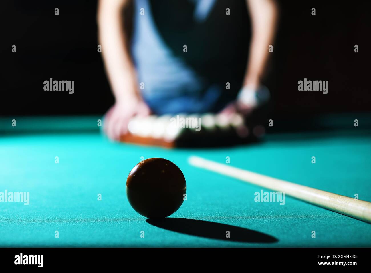 Billiard club. Gambling table with russian billiard set and dark cue ...