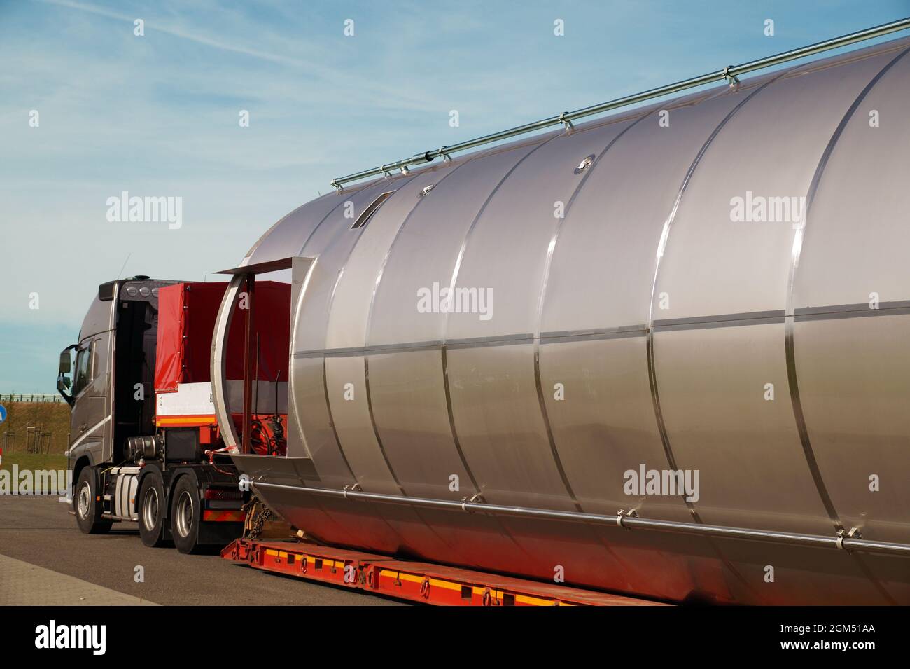 Oversize load or exceptional convoy. A truck with a special semi ...