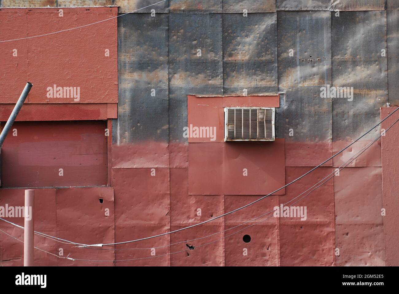 The red factory wall Stock Photo - Alamy