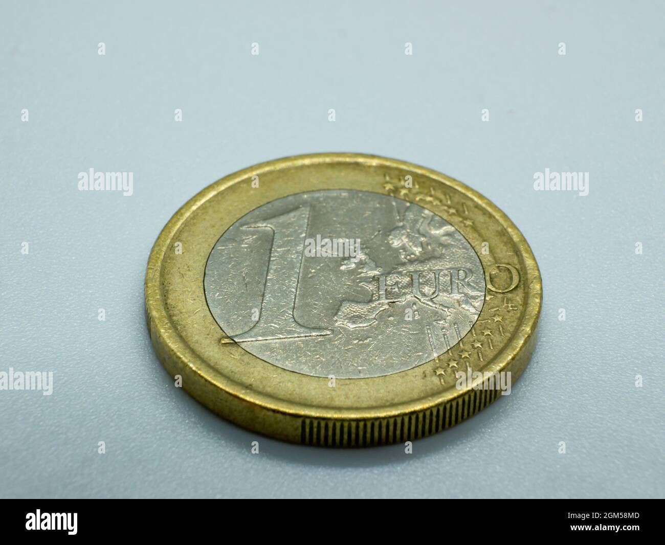 macro close up side of a one euro Stock Photo - Alamy