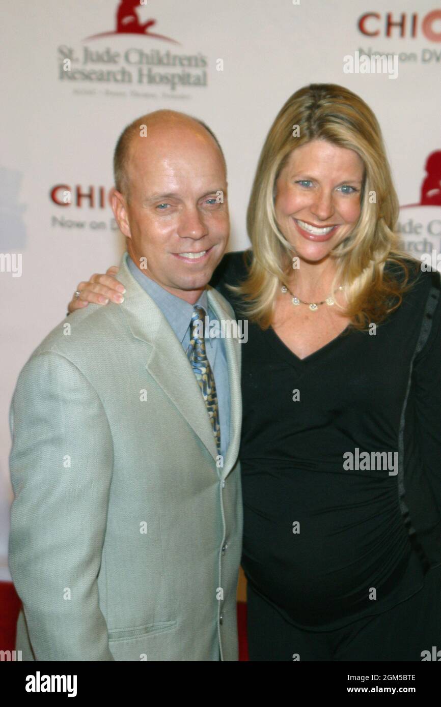 Scott Hamilton 08/19/03 ST. JUDE RUNWAY FOR LIFE CELEBRITY FASHION SHOW ...