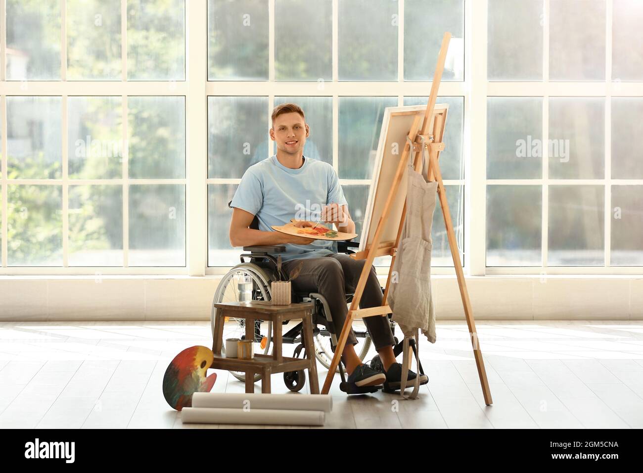 Handicapped painter hi-res stock photography and images - Alamy