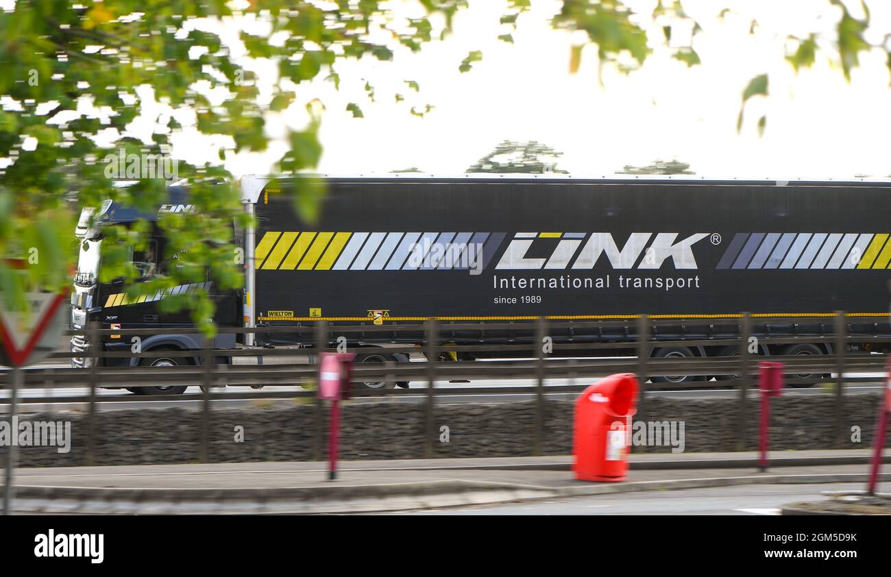 Link international transport hi-res stock photography and images - Alamy