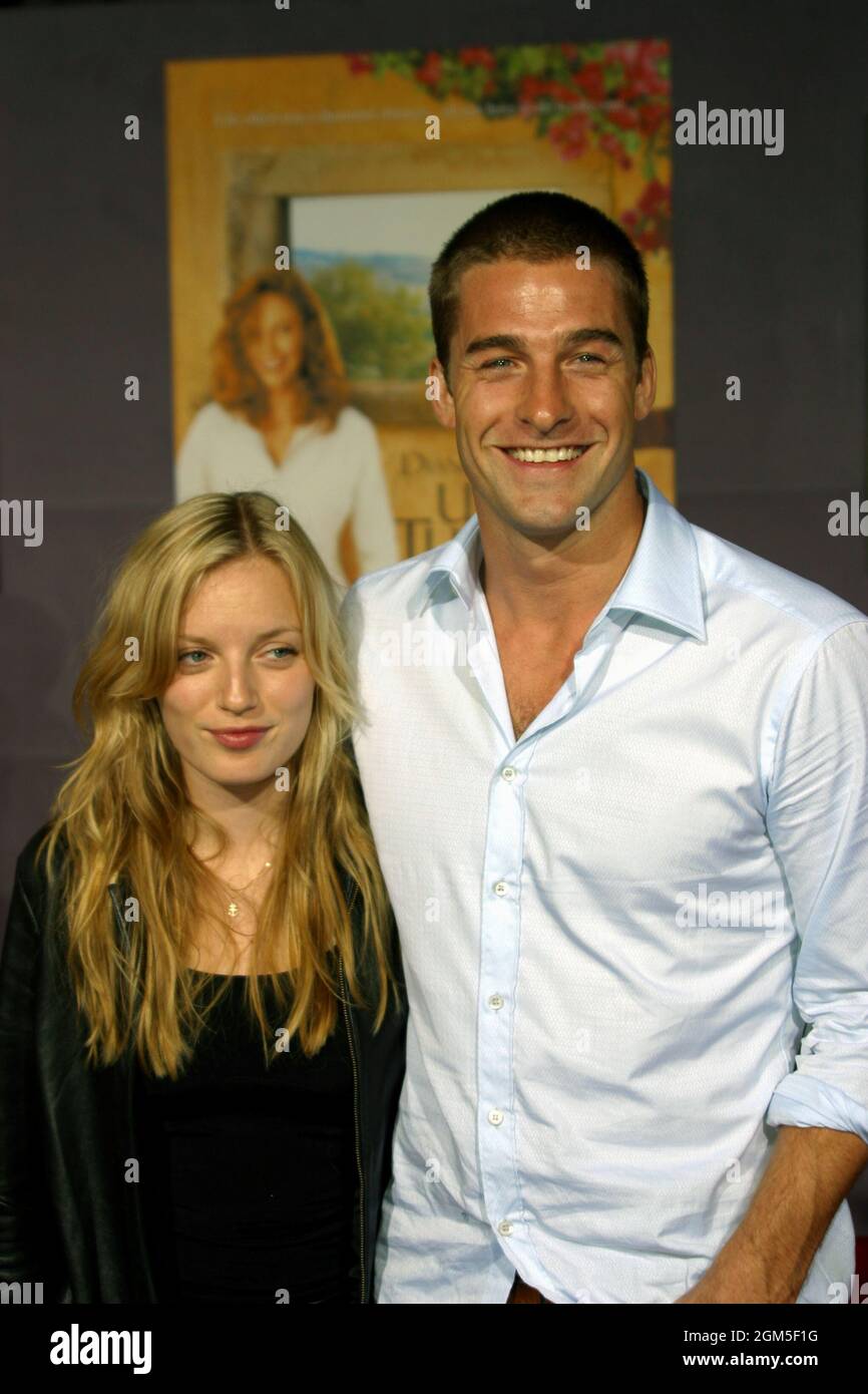 Sarah pauley hi-res stock photography and images - Alamy