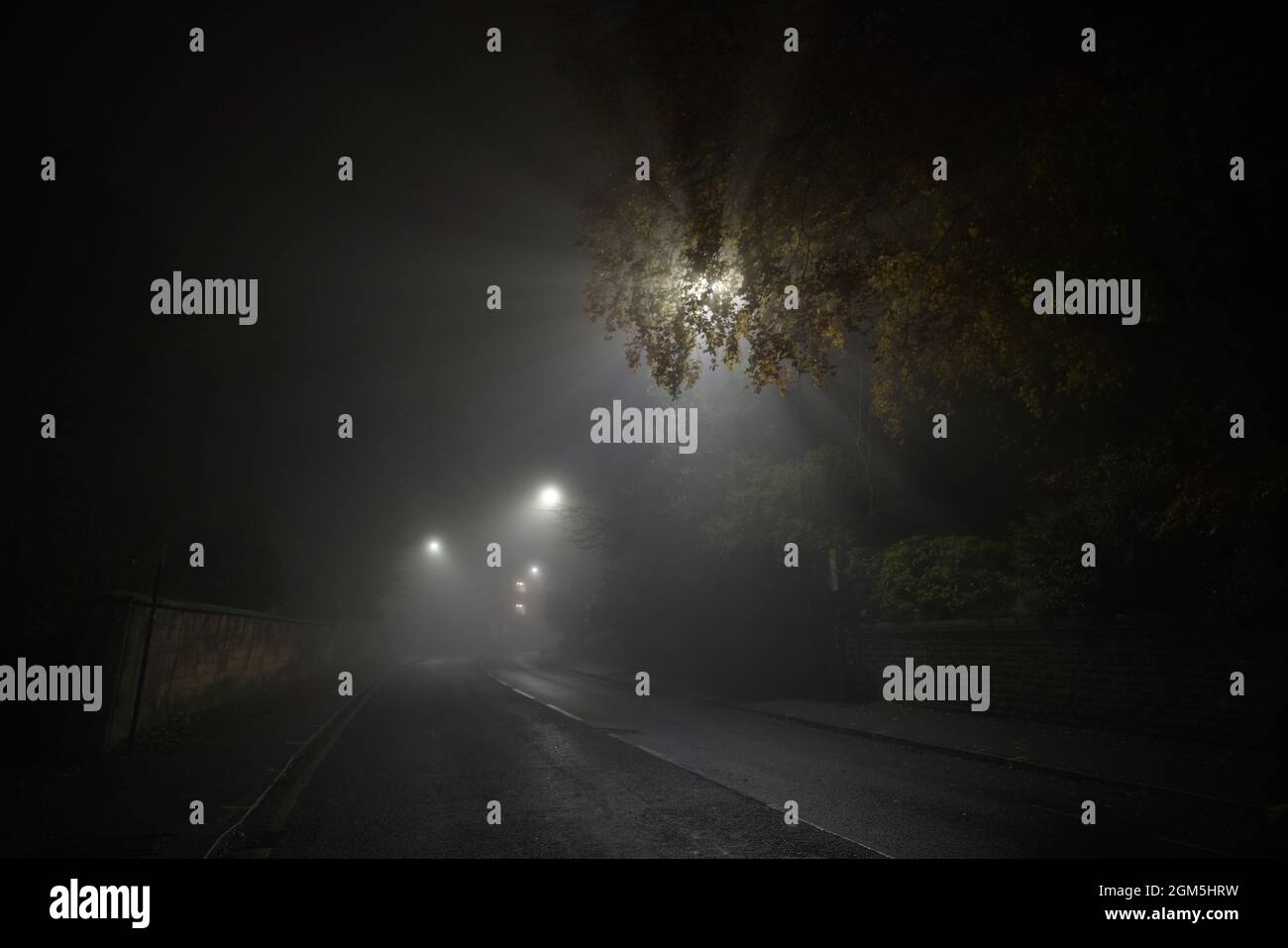 Heavy curves hi-res stock photography and images - Alamy