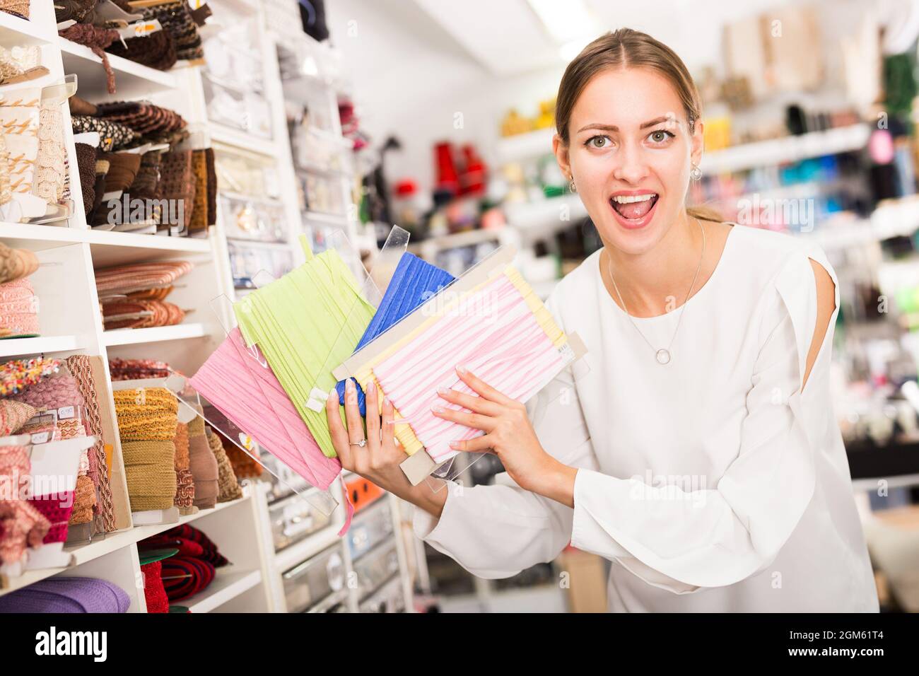 Delighted customer hi-res stock photography and images - Alamy