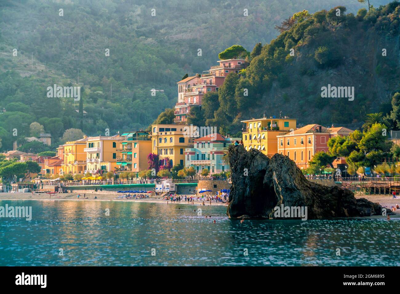 Monterosso al Mare, old seaside villages of the Cinque Terre on the ...