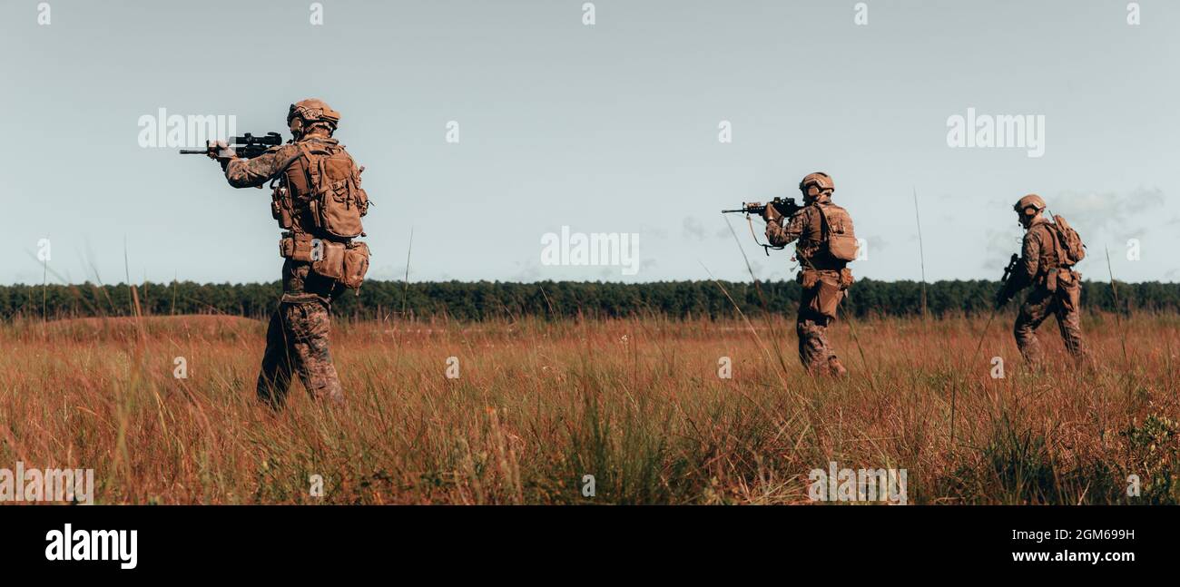 2d recon battalion hi-res stock photography and images - Alamy