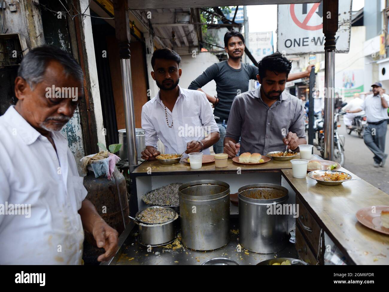 Street food in Pune, India Stock Photo - Alamy