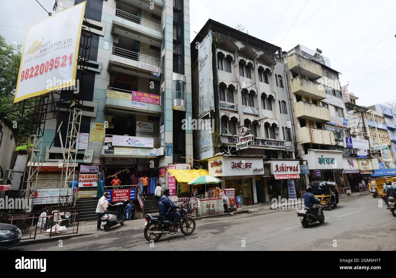 Laxmi road in Pune's city center Stock Photo - Alamy