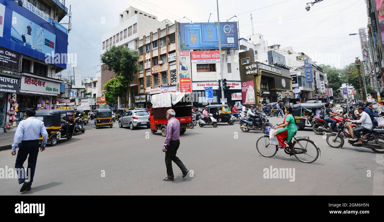 The vibrant streets in central Pune, India Stock Photo - Alamy