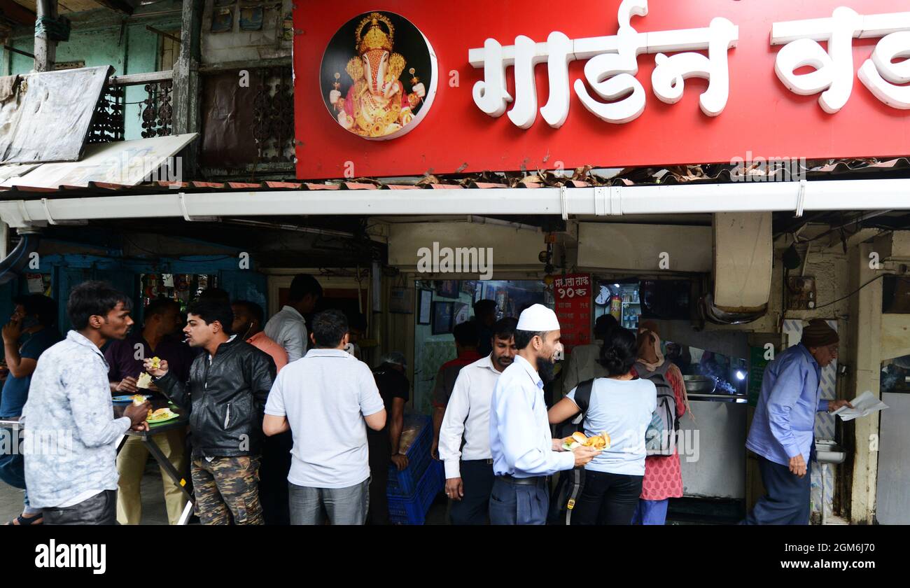 A popular vegetarian snack vendor in Pune, India Stock Photo - Alamy
