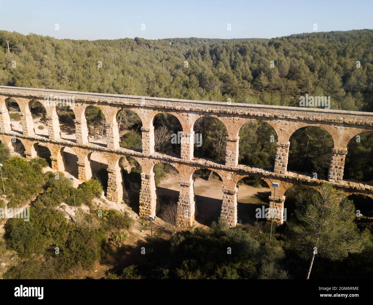 Aqueduct architectural design hi-res stock photography and images - Alamy